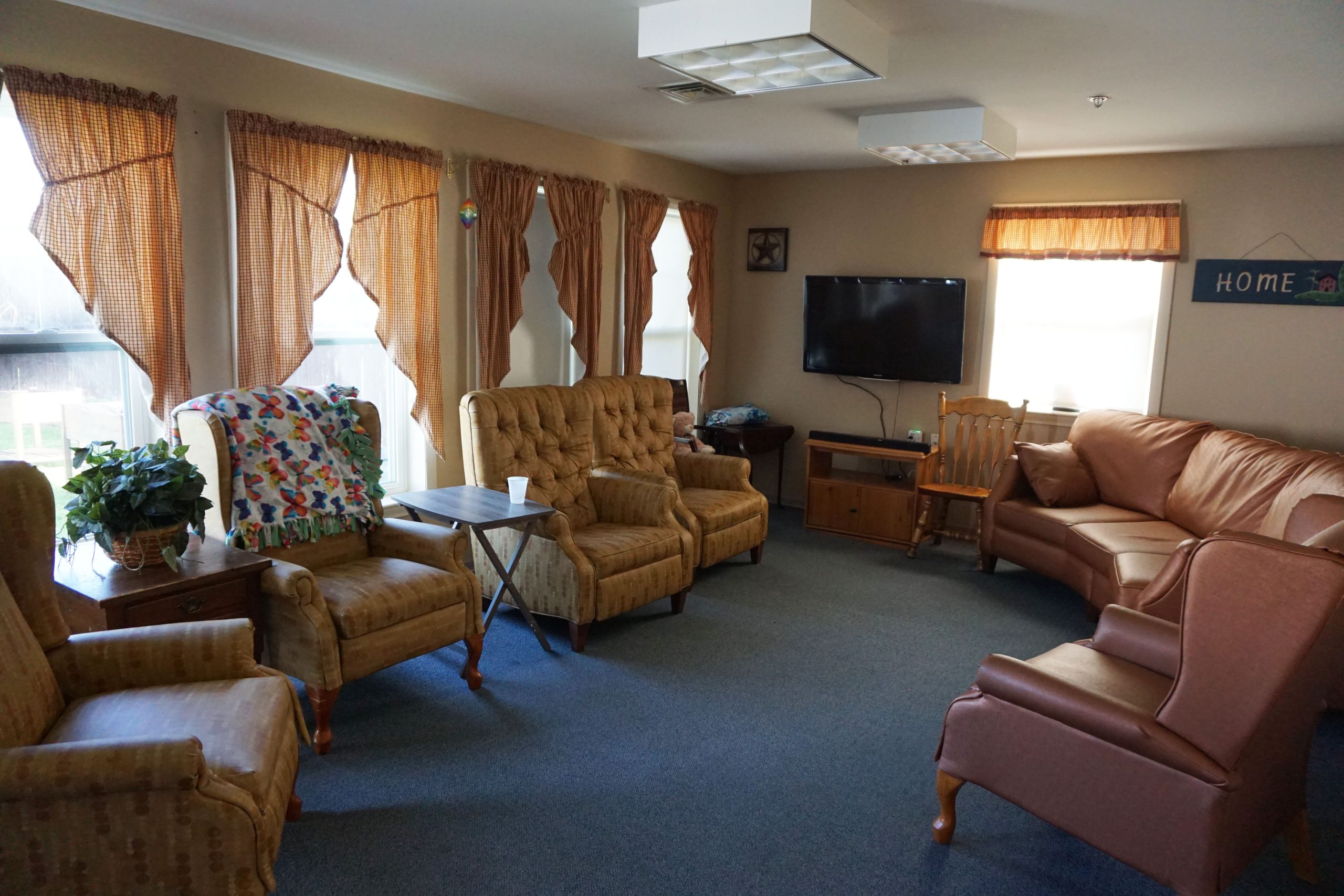 About - Inn at Deerfield